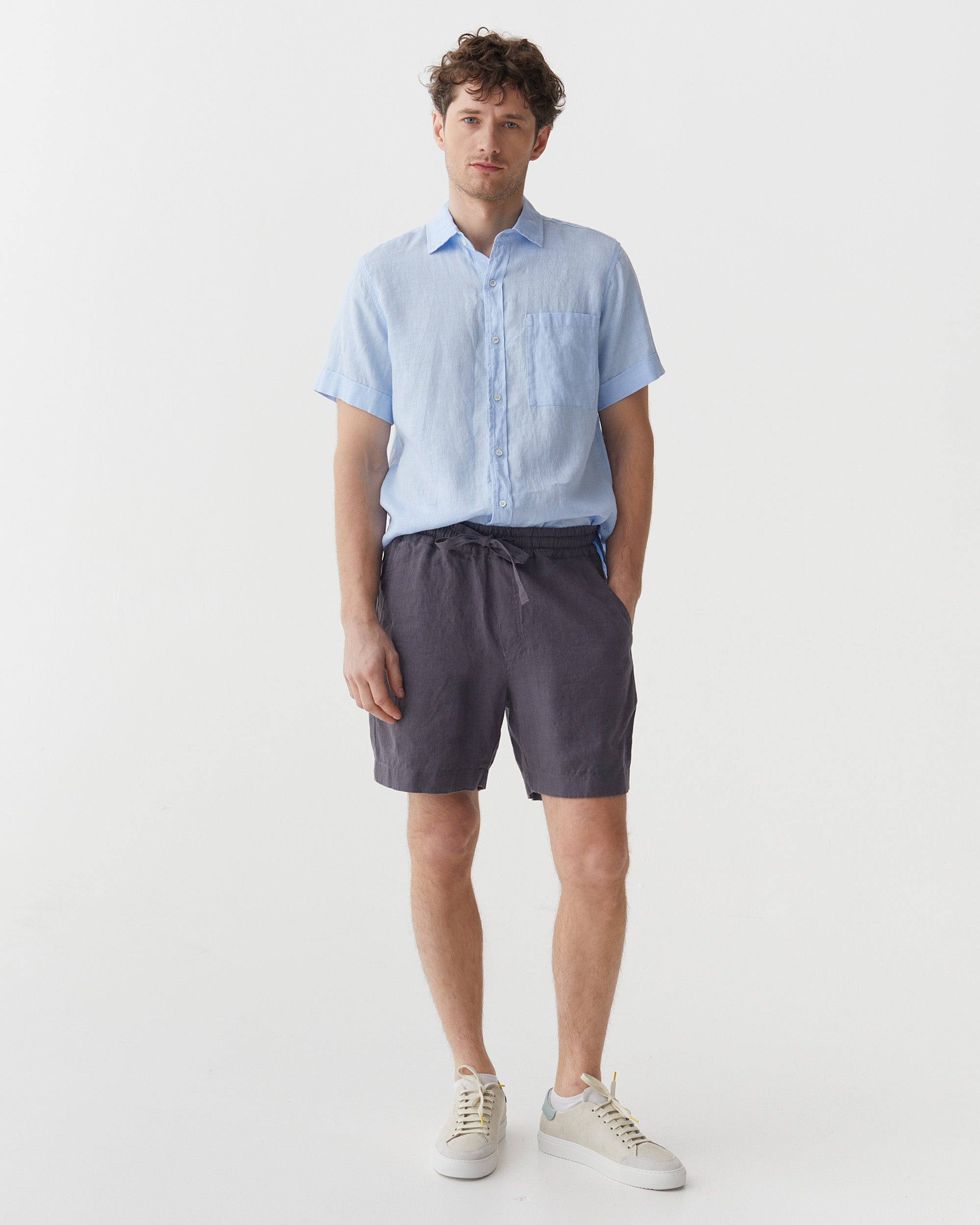 Men's linen shorts STOWE in Anthracite | MagicLinen