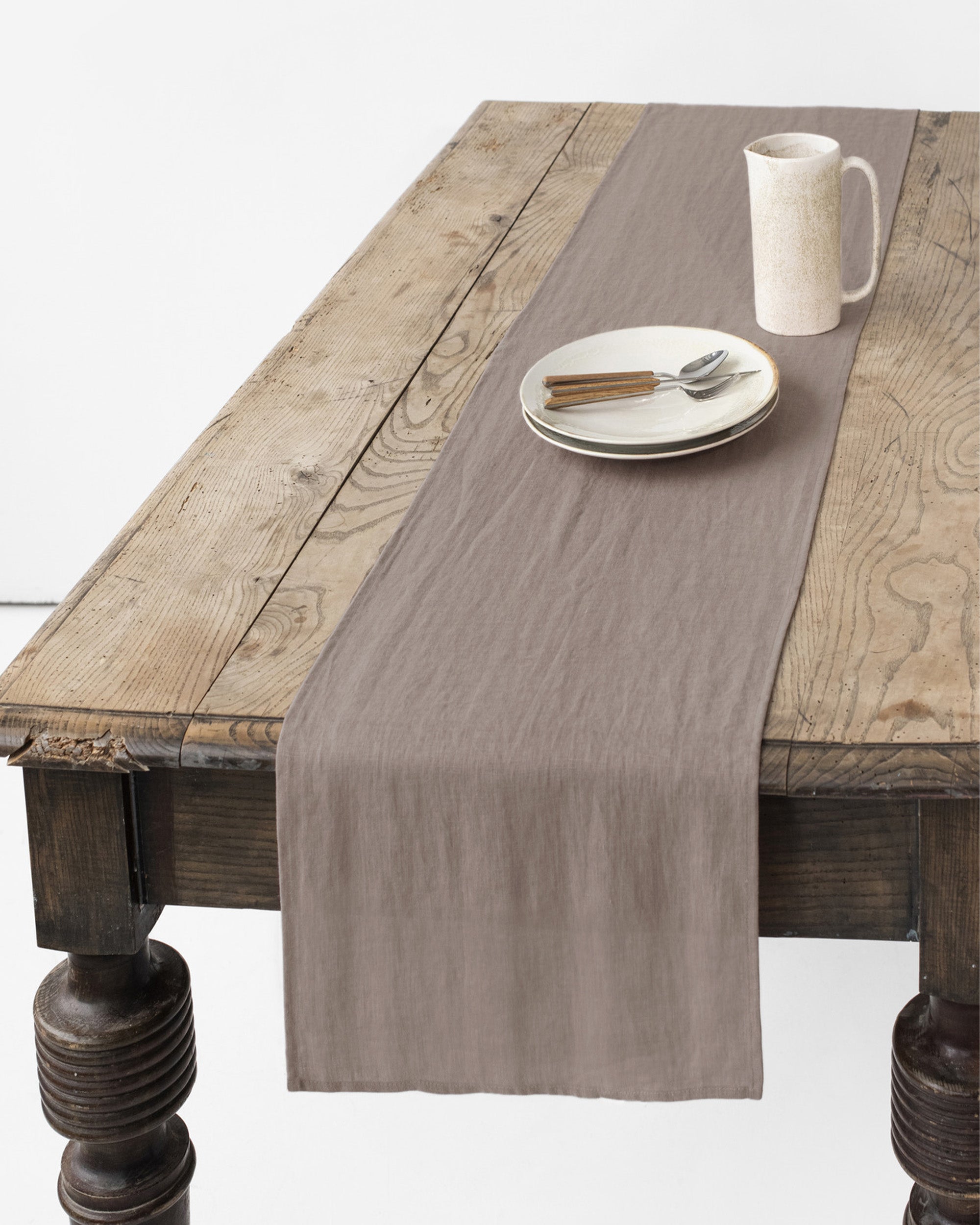 Linen Table Runner in Mocha | MagicLinen