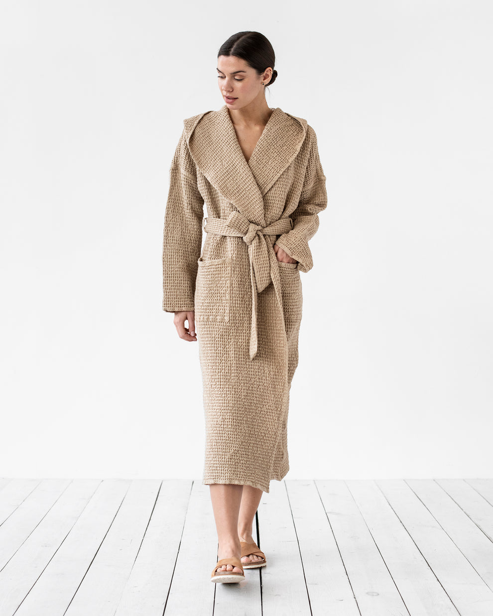Women's Linen Robe in Beige | MagicLinen